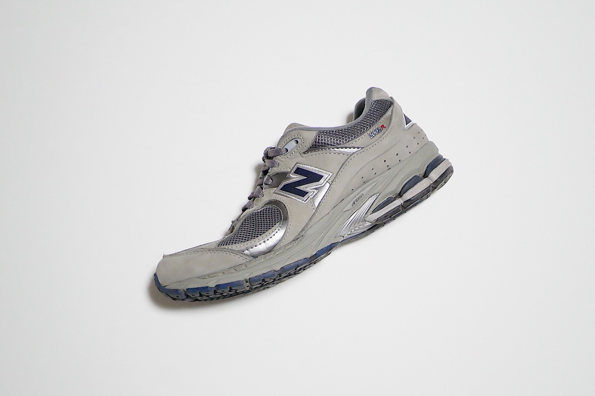 ニューバランスML2002RAのサイズ感・履き心地をレビュー【グレースニーカー】 | 162｜低身長男子ファッション